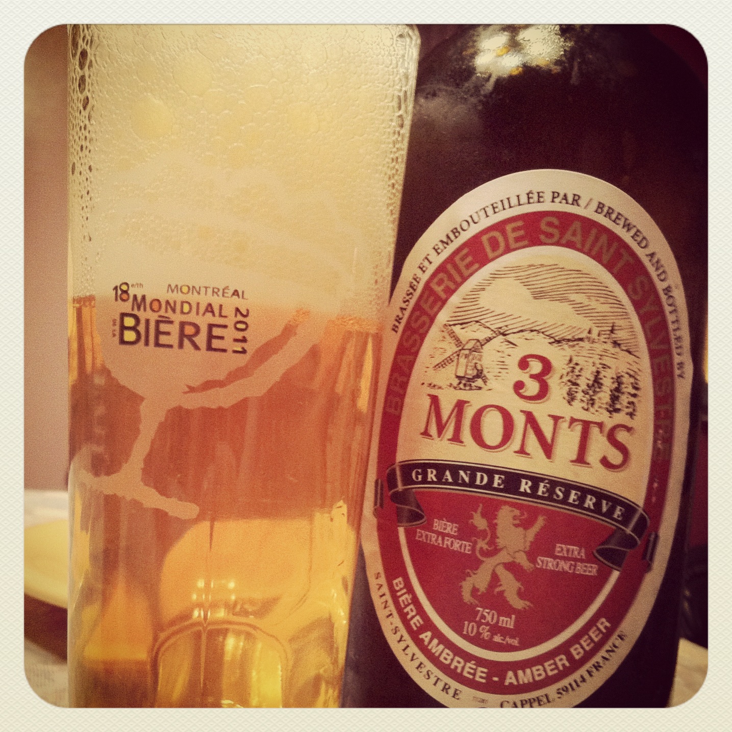 We Taste Beers: French Beer Review - Amber Beer Saint- Sylvestre Brewery