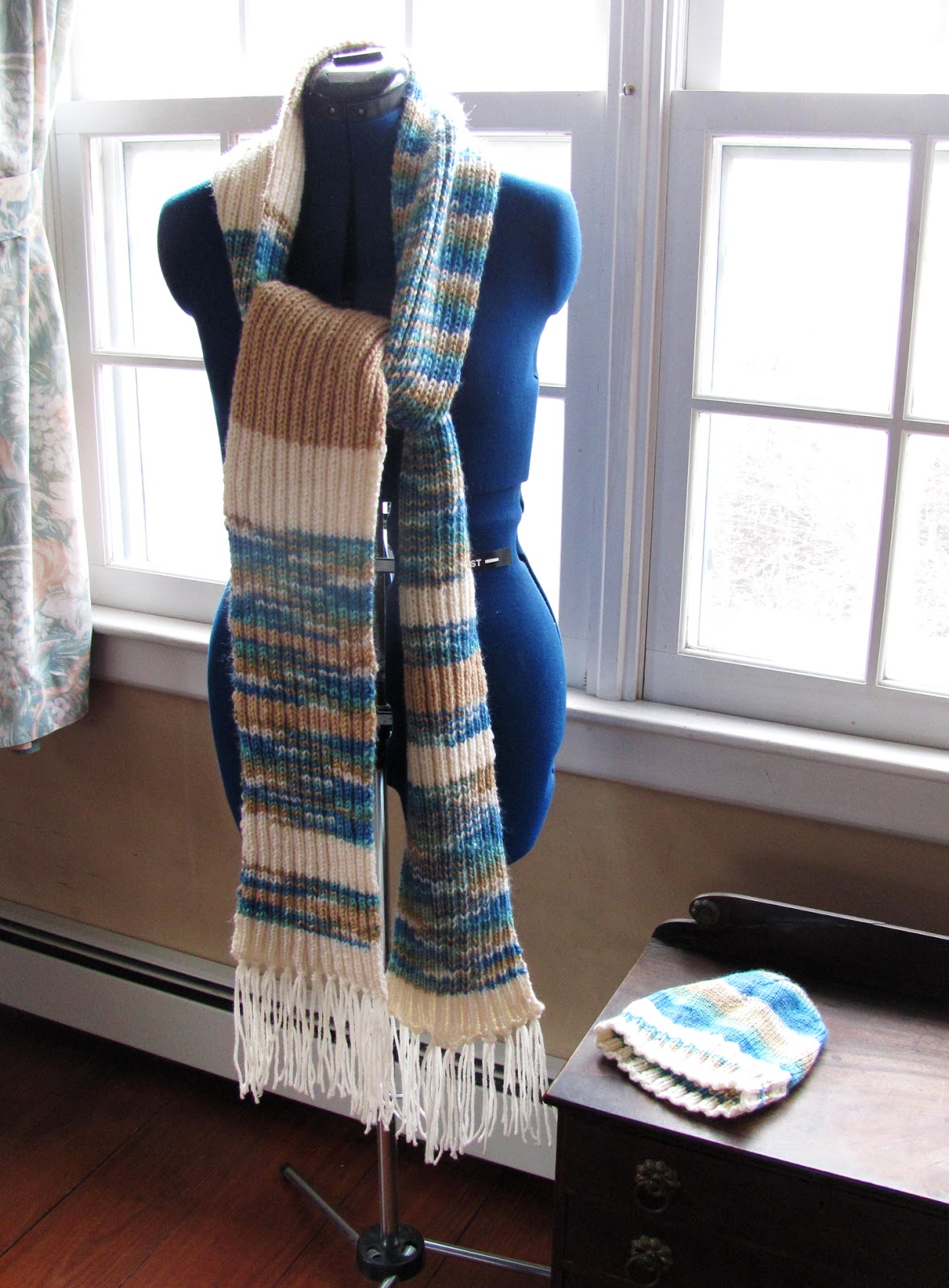 Laughing Zebra Studios: Variegated Plus Knitted Scarf Pattern