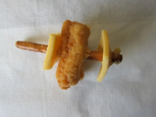 Review: Lunchables - Chicken Popper Kabobbles | Brand Eating