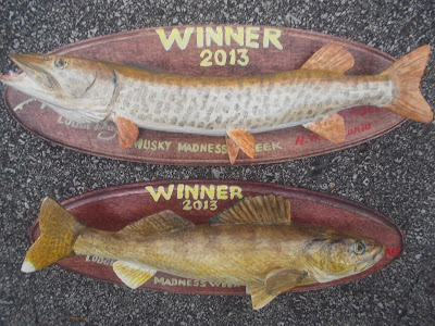 CHARLES WEISS ART: Hand Carved fish trophies for Vermilion Bay Lodge