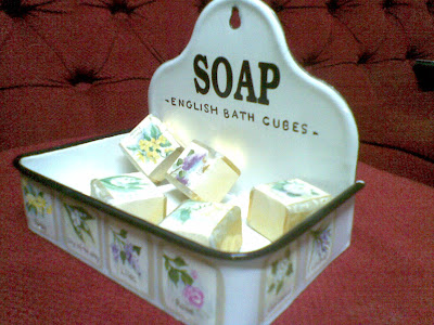 OliveBlue: English Bath Cubes