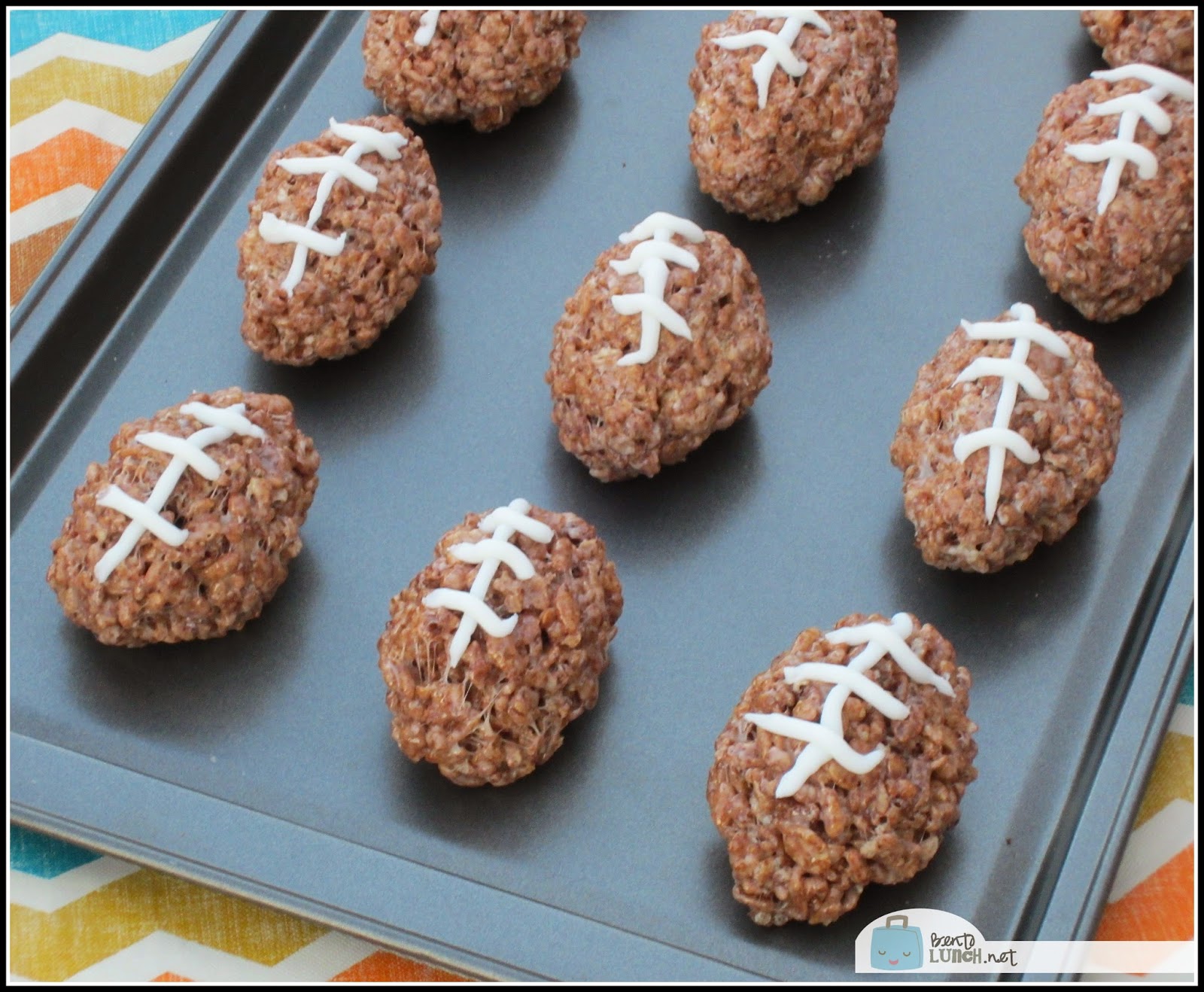 How to Make SNICKERS® Football Surprise Treats #BigGameTreats