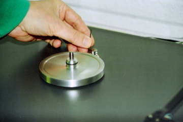 Enjoy life with LP's and Turntables: "New method" to remove Rega Pulley ...
