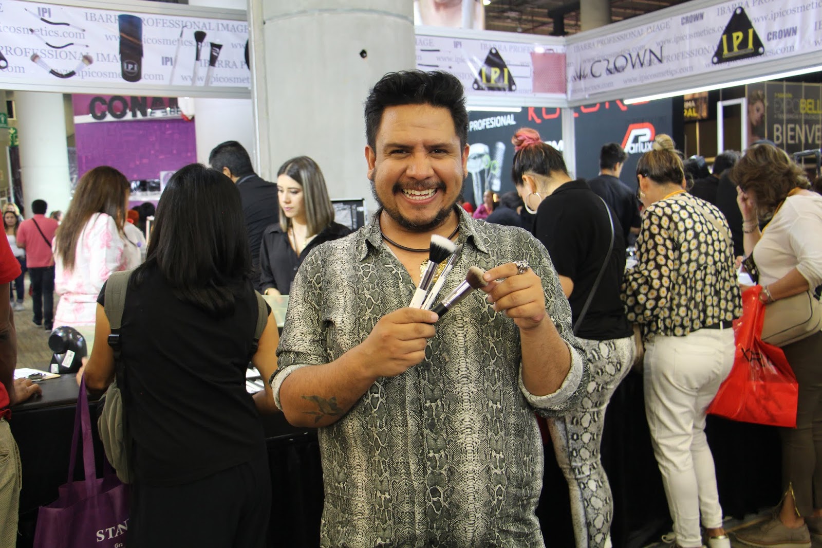 El top 5 de productos de maquillaje por Daniel de Anda