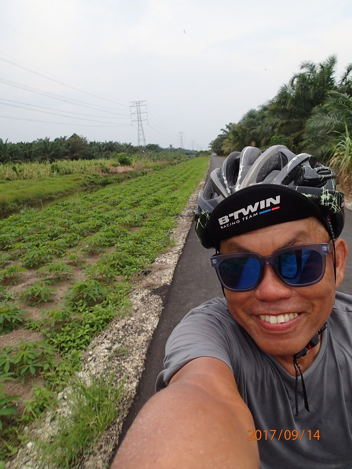 haPpY HaPpY: Cycle Malaysia Day 39 Batu Pahat to Muar