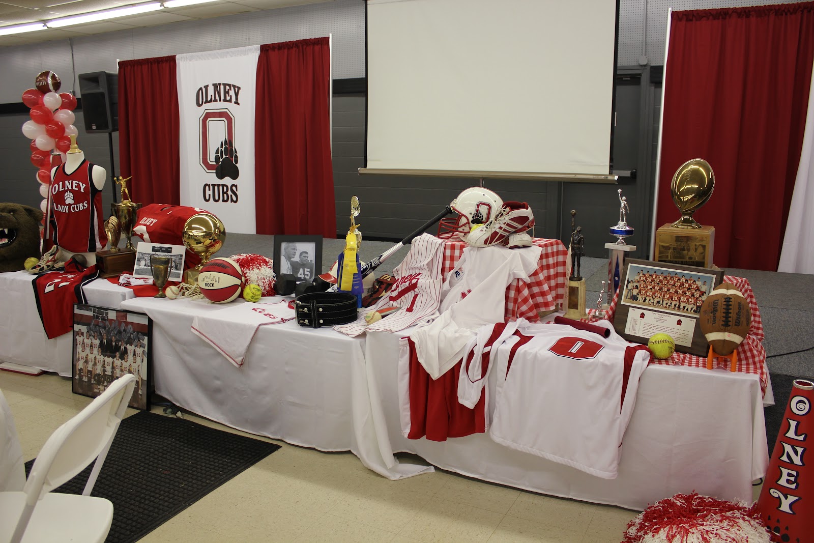 A Blissful Bash: Cubs sport banquet