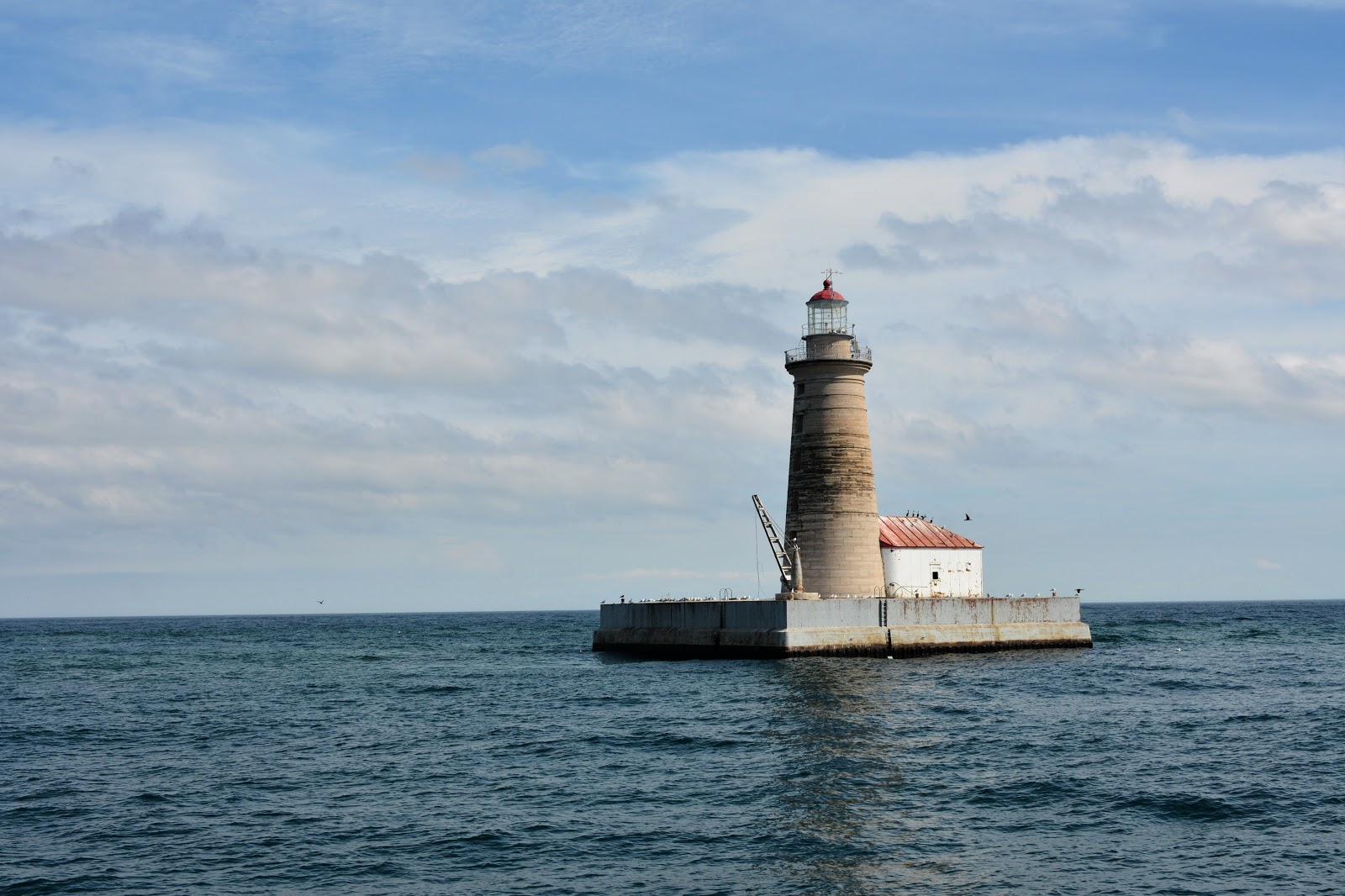 WC-LIGHTHOUSES: SPECTACLE REEF LIGHTHOUSE - LAKE HURON, MICHIGAN