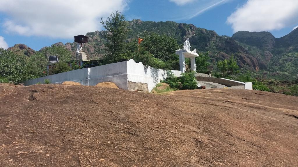 Tamilnadu Tourism: Kumara Gurubaran Temple, Thazhakudy, Kanyakumari