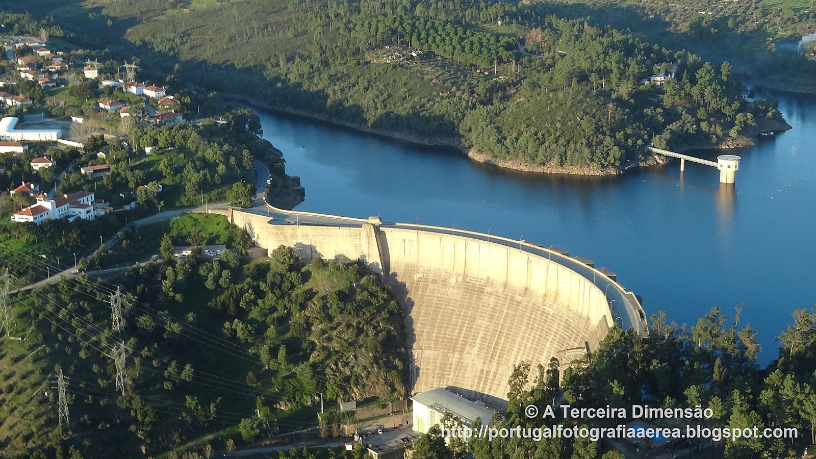 A Terceira Dimensão: Barragem de Castelo de Bode