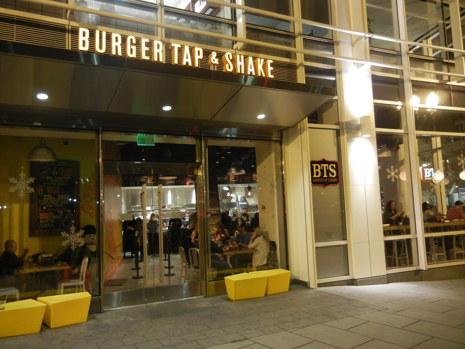 Two DC: Burger Tap & Shake