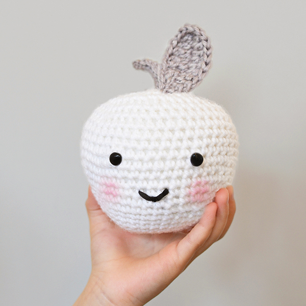 Down Grapevine Lane: A Crochet Apple