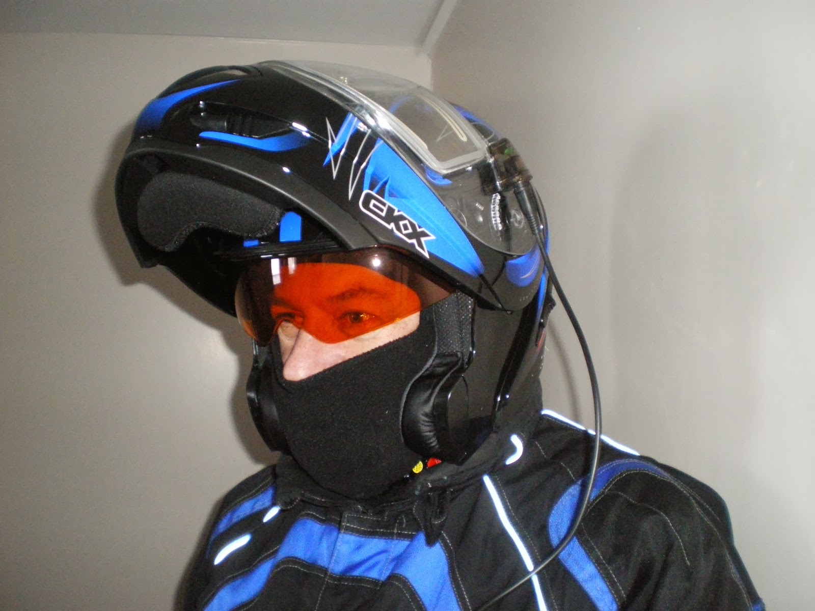 The One Income Dollar: Review: CKX Gear Modular Helmet