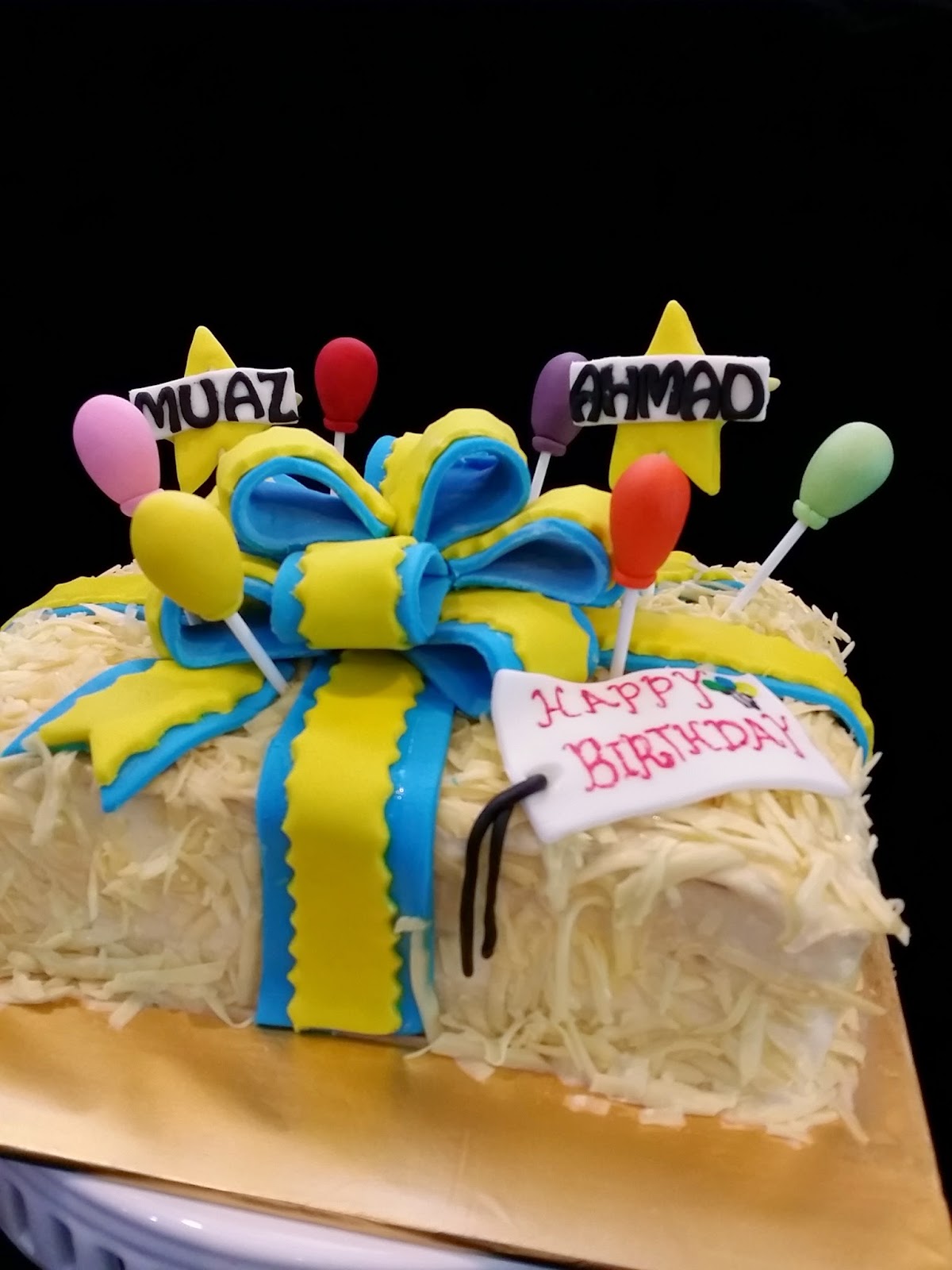 Sweet Creations: Ribbon Snow Cheese cake for Muaz & Ahmad