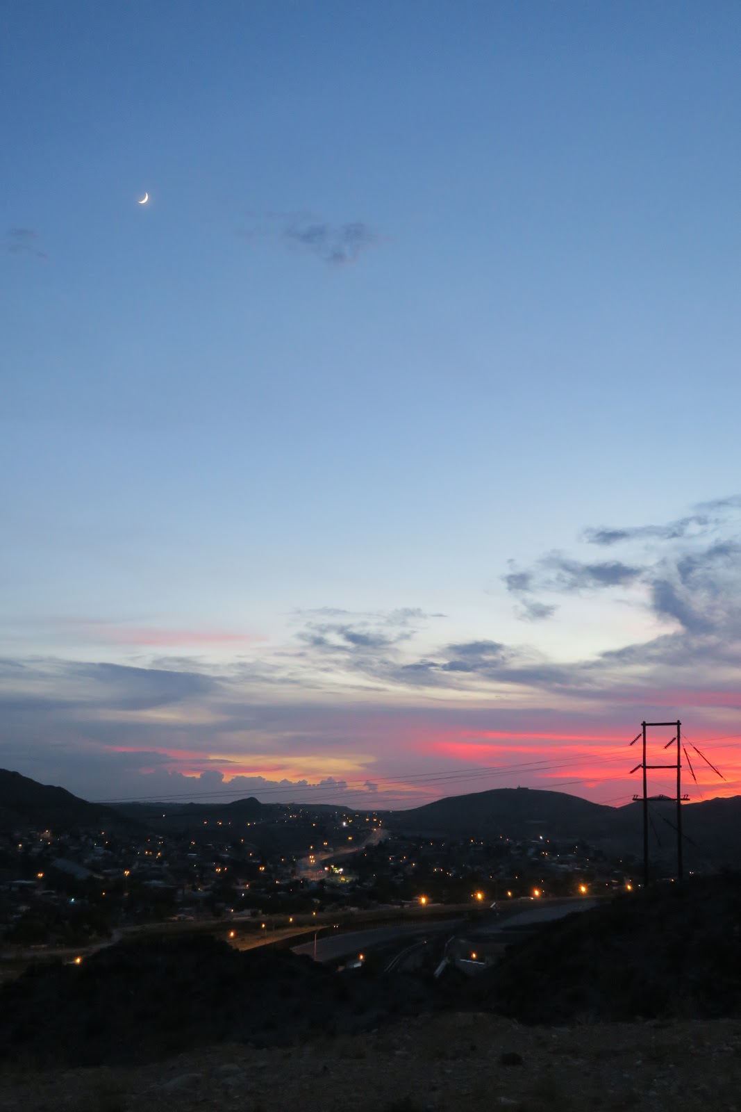 Living Rootless: El Paso: Sunset Over Juárez