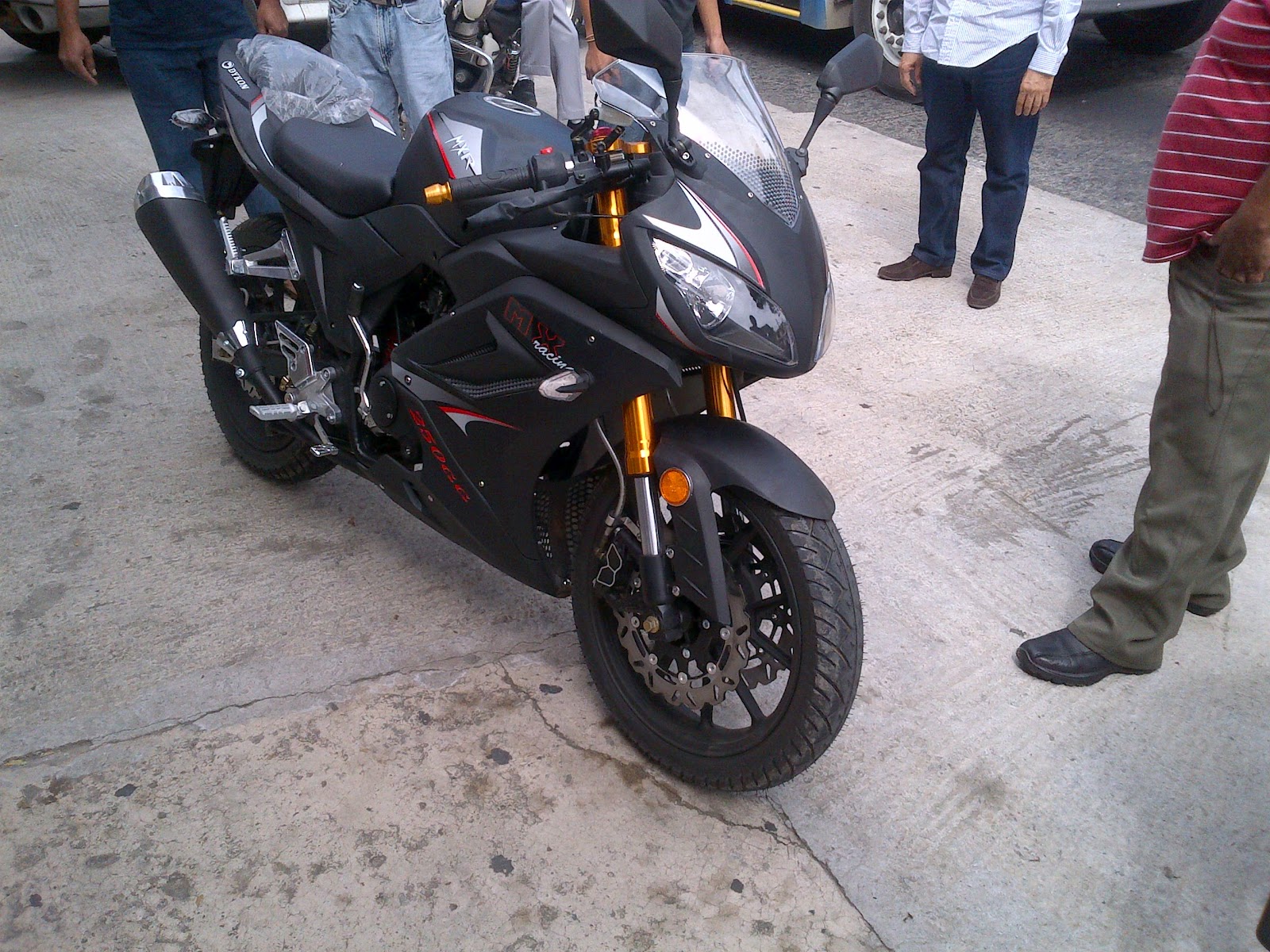 Dinamo Super Sport 250 cc