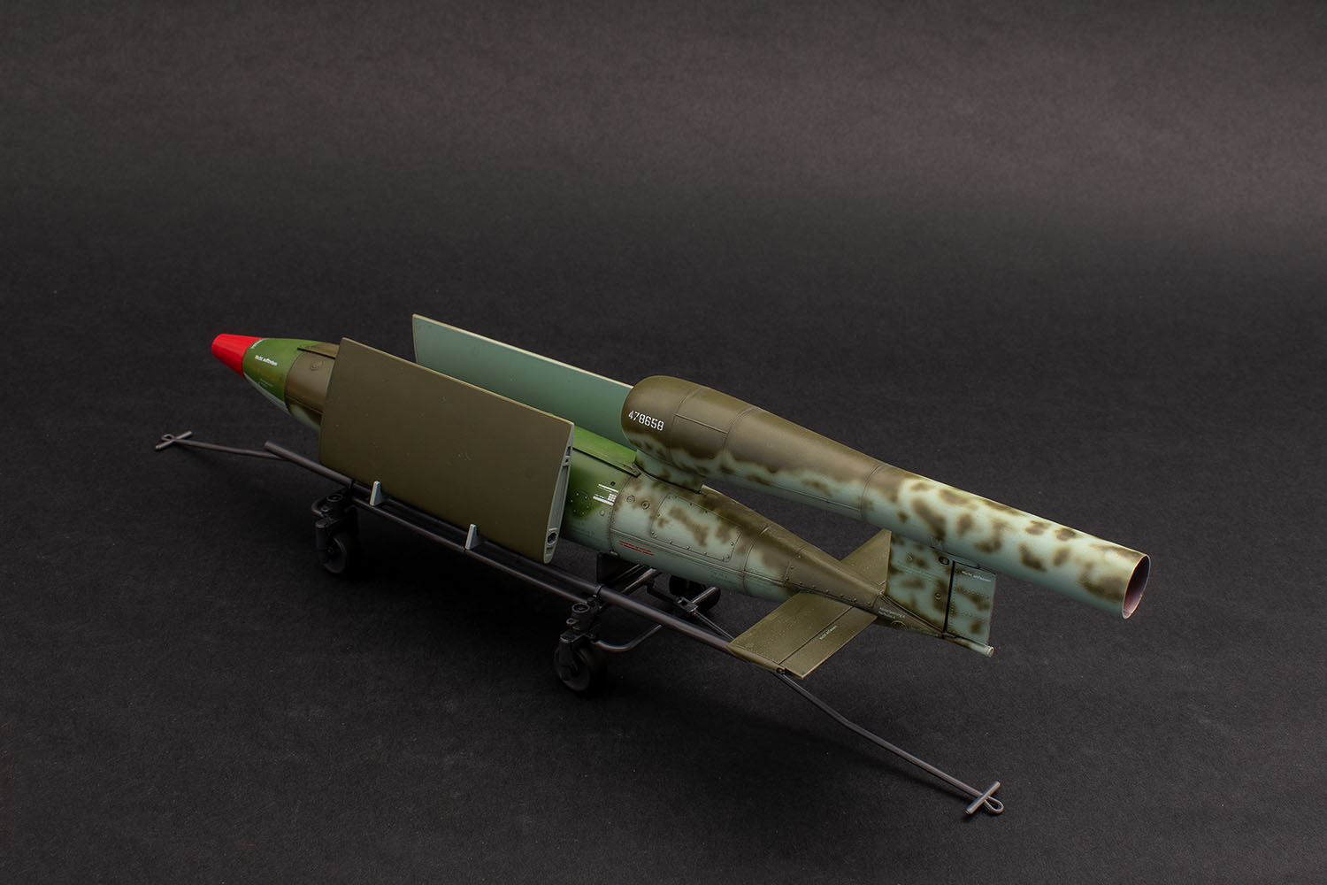 SH32074 Fi 103A-1 / Re 4 Reichenberg build in 1/32 scale