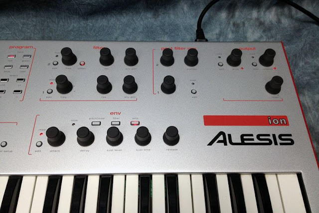 MATRIXSYNTH: Alesis ION Analog Modeling 49-Key Synthesizer SN (21 ...