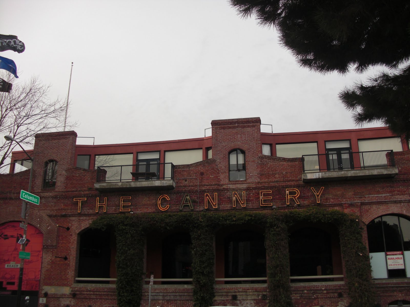 Brookie's Cookie Jar: "The Cannery" San Francisco