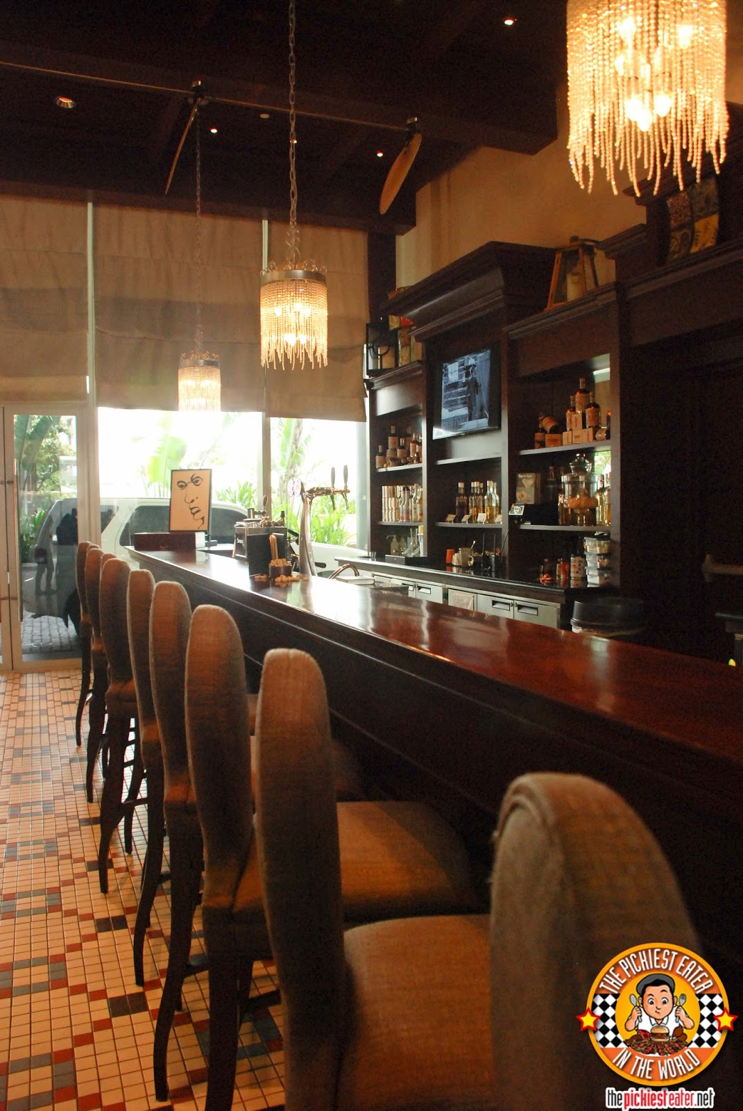 THE PICKIEST EATER IN THE WORLD: RAFFLES HOTEL LONG BAR: POWER LUNCH ...