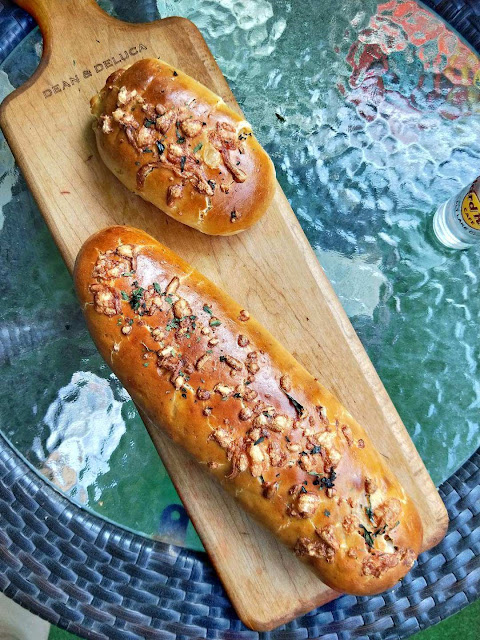 Quick & Easy Cheese Loaf