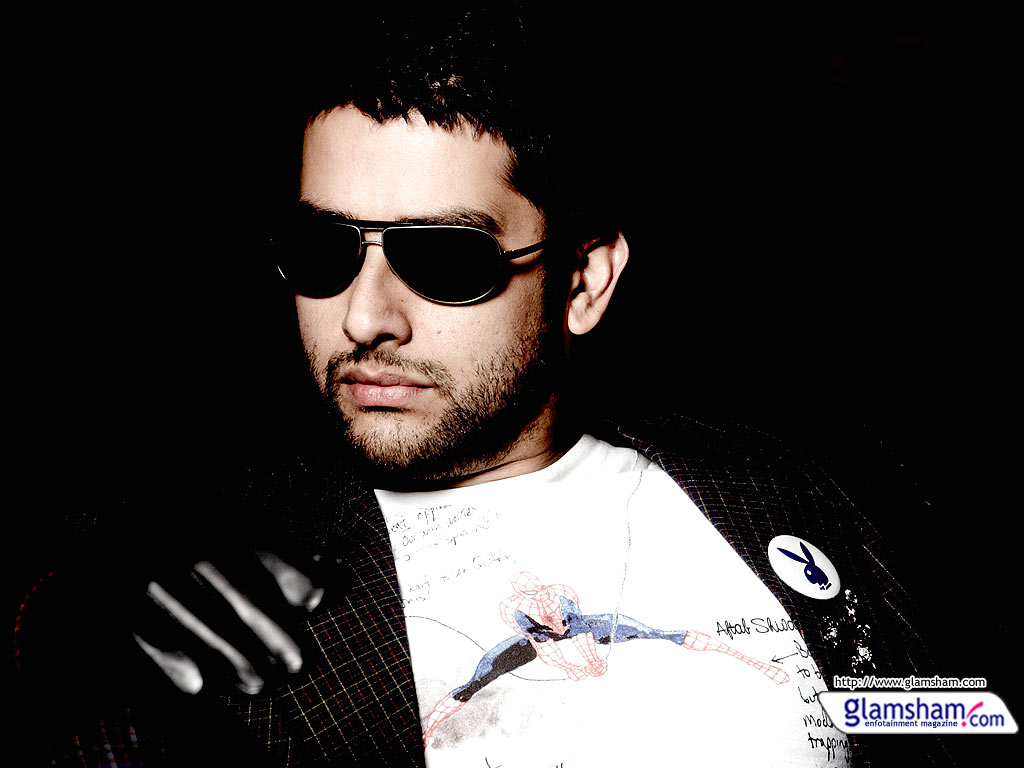 Fetch Free Wallpapers: Aftab Shivdasani Wallpaper Pack 1