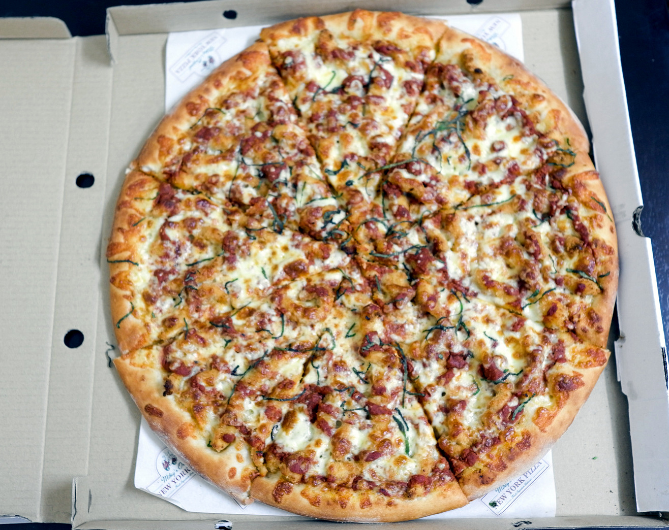 Eat Drink KL | Mikey's New York Pizza: Chizza What? Chizza Who?