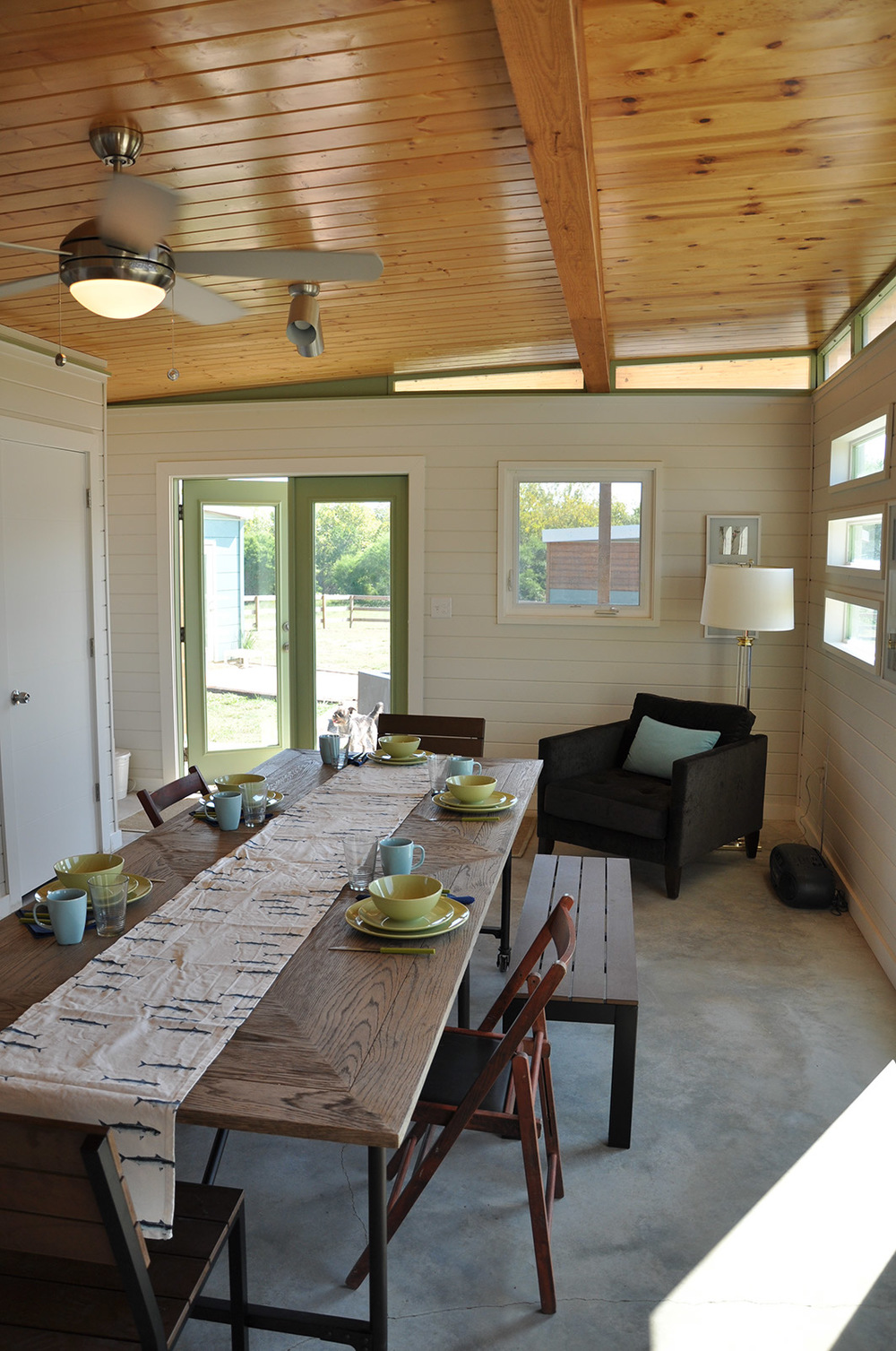 TINY HOUSE TOWN: Modern Cabin Compound