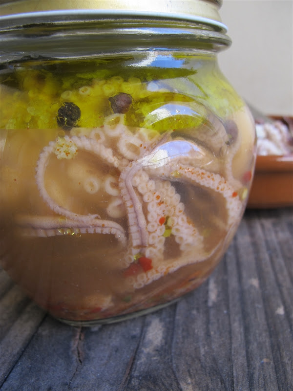 Morsels and Musings: oktapodi toursi (greek-style pickled octopus)