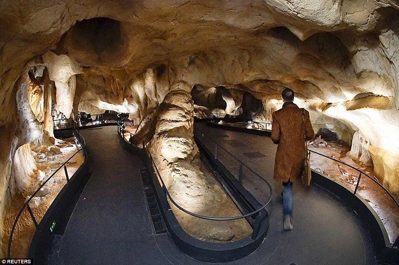 Las pinturas rupestres de la cueva Chauvet-Pont-d’Arc | Francia - RUTA 33