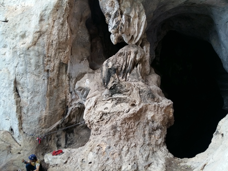 TRAVELOG: ROCK CLIMBING BUKIT KETERI PERLIS : Best jadi Spiderman