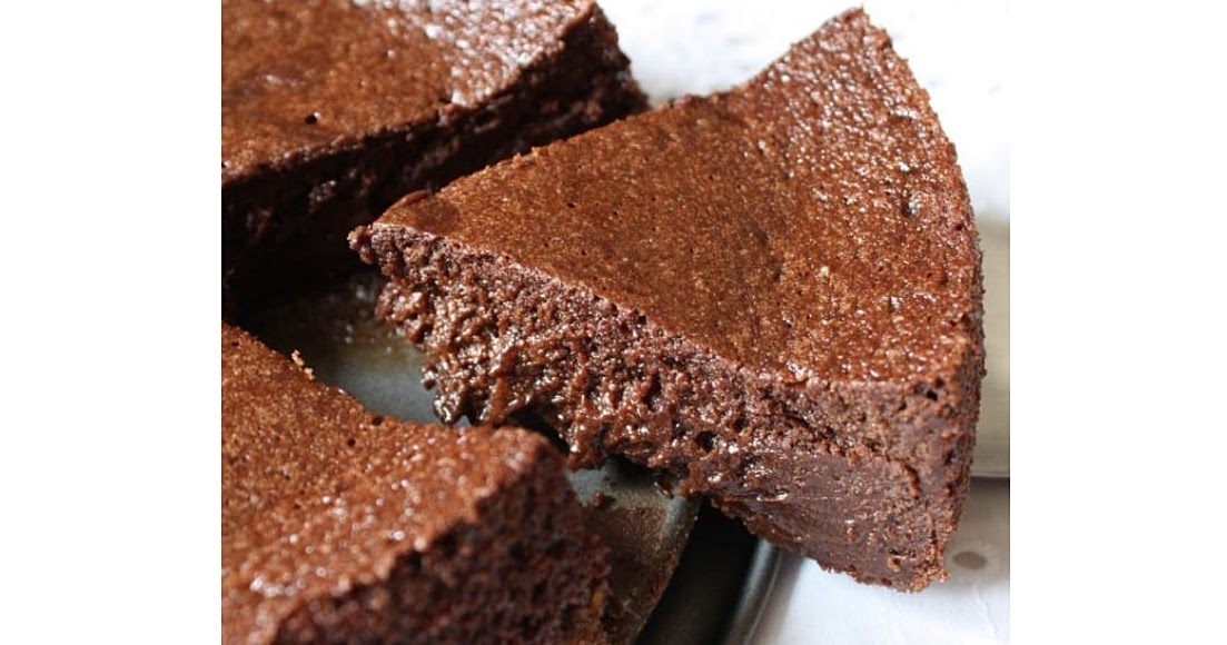 Receitas de Portugal: Bolo de Chocolate super cremoso! Garantimos que é uma receita que irá ...