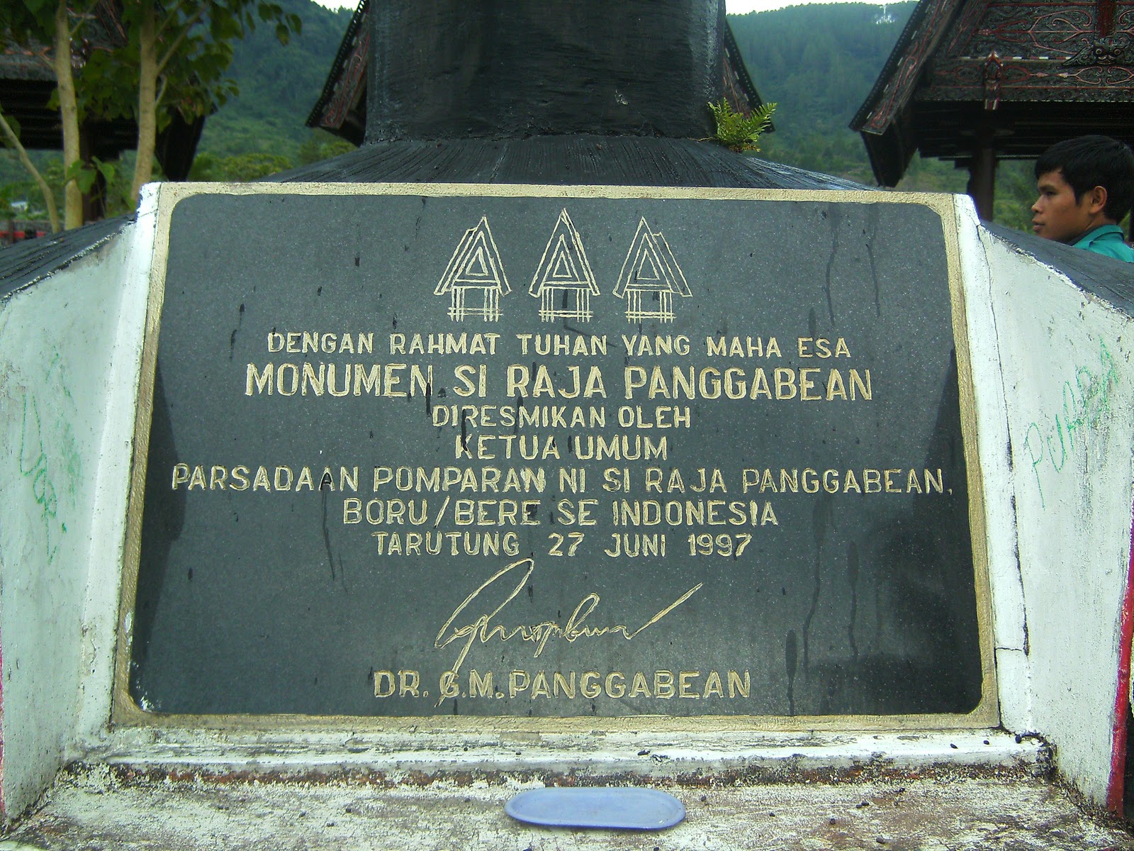 Berkat Panggabean: Dibalik Ketegaran Tugu/Monumen Si Raja PANGGABEAN