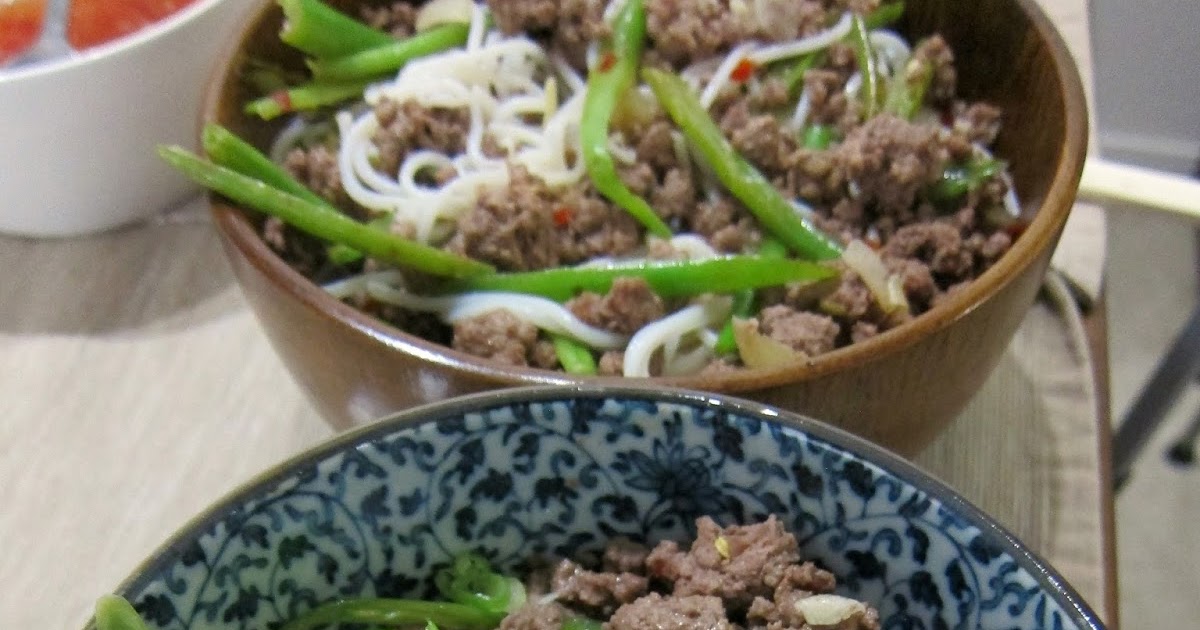 Bean Sprouts Kitchen: Noodles Slurping 1: Beef and Green Beans Vermicelli