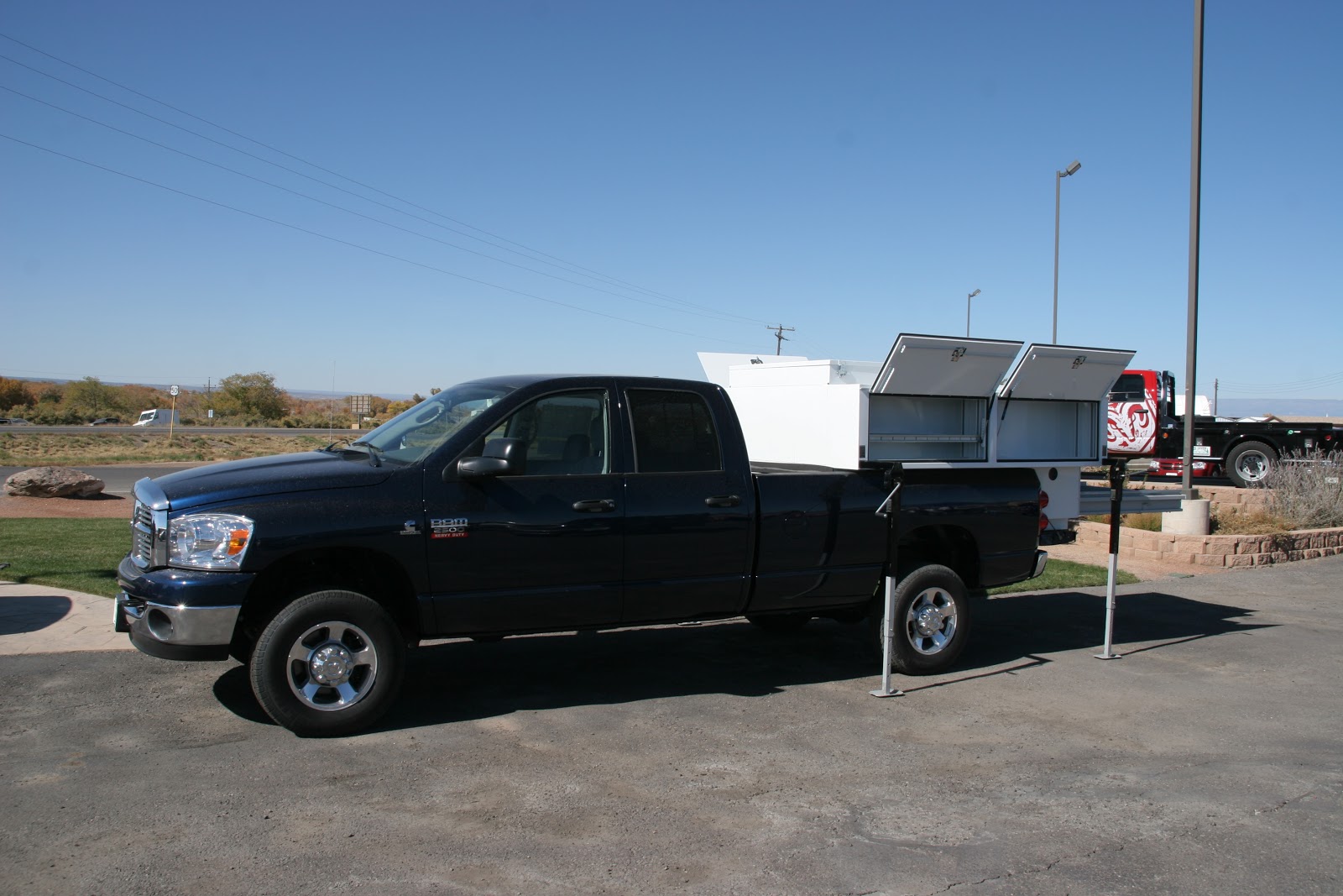 Transferable Slip-On Work Truck Bodies For Standard Pickup Trucks ...