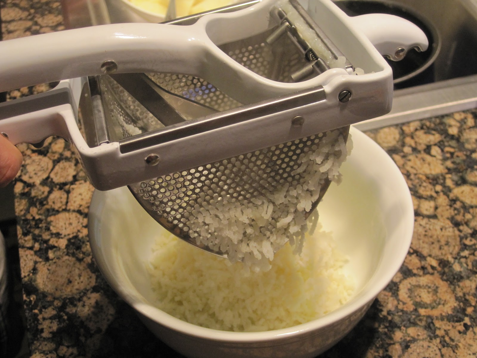 Spatulas and Stethoscopes: Apple Crisp and the "June Cleaver" Dinner