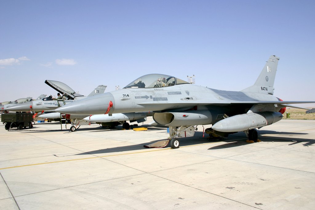 Naval Open Source INTelligence: Five F-16 aircraft added to PAF’s ...