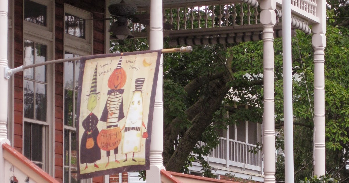 Charming Victorian-Style Row - Remodelando la Casa