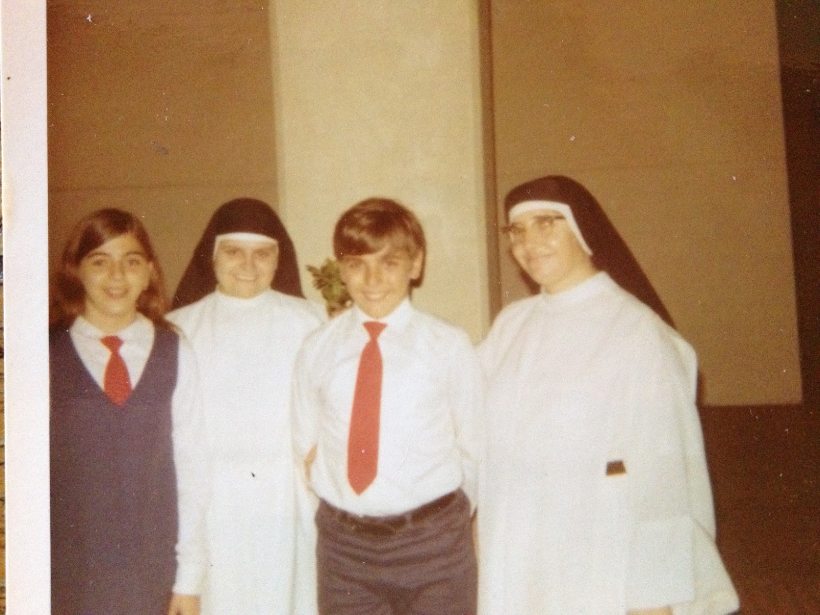 Day by Day with María: Nuns, parte dos