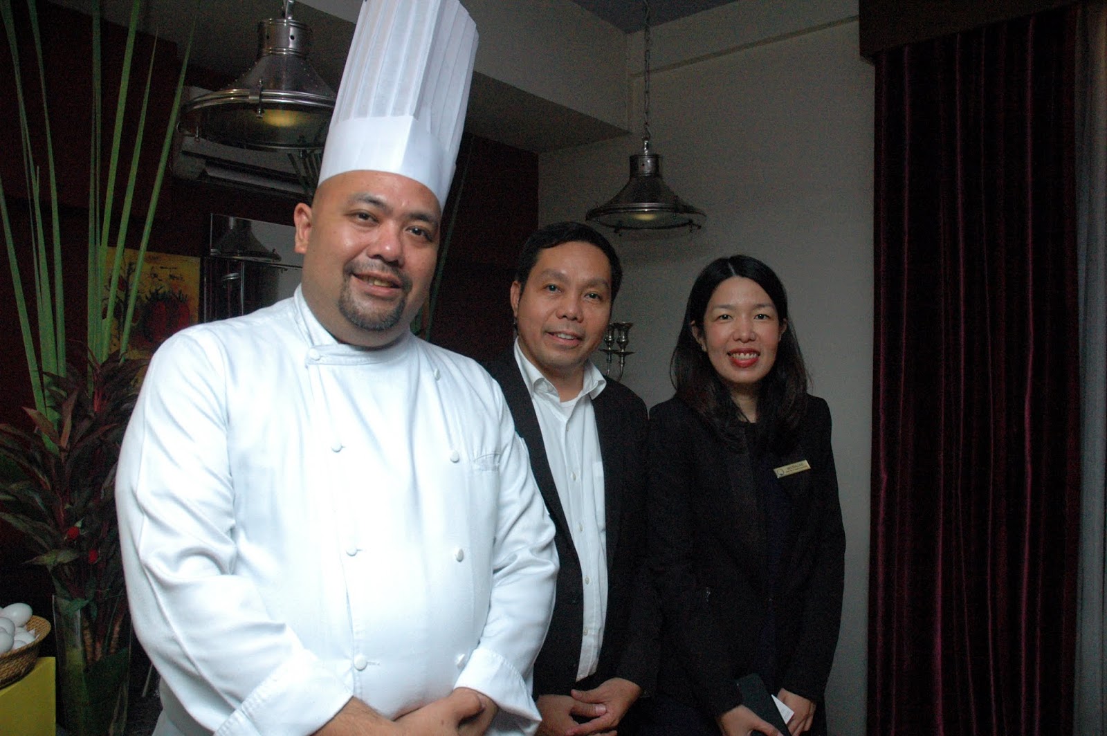 DUDE FOR FOOD: Exclusive Private Fine Dining at The Malayan Plaza's The ...