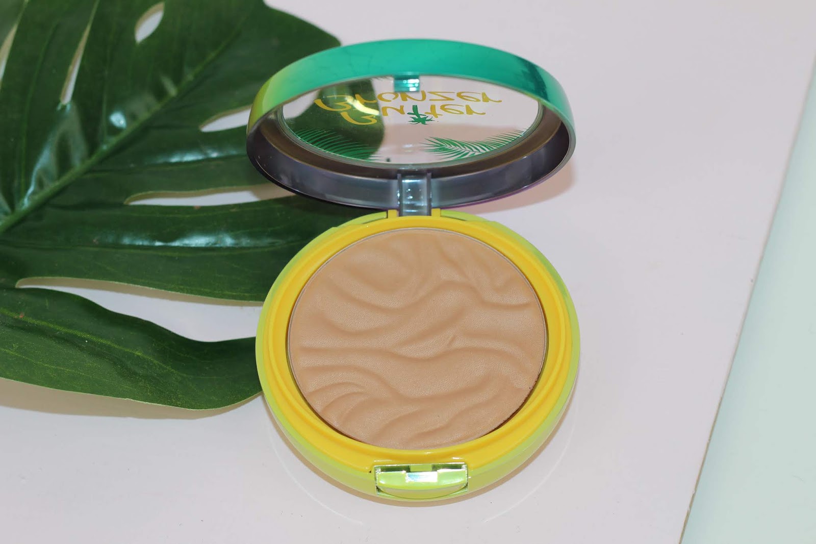 Physicians Formula Butter Bronzer Review and Photos | Pink Paradise Beauty