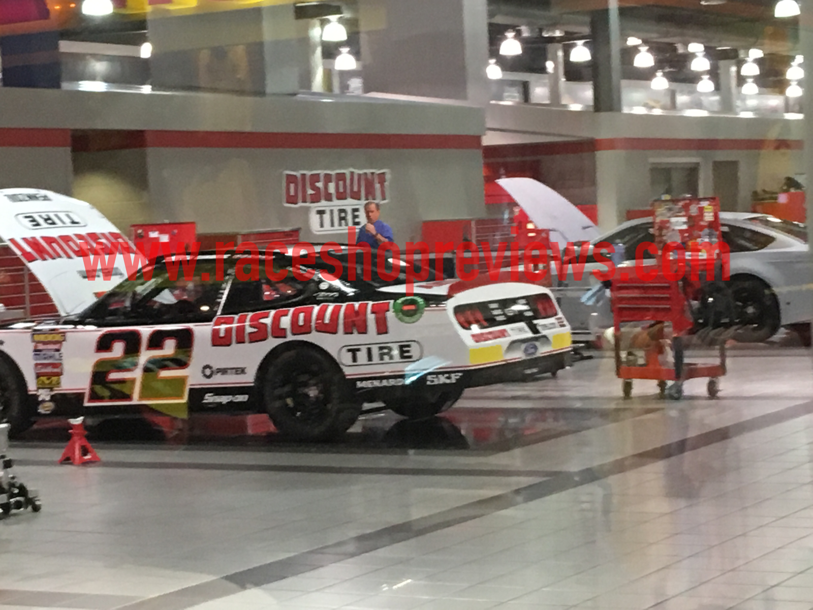 Race Shop Reviews: PENSKE RACING