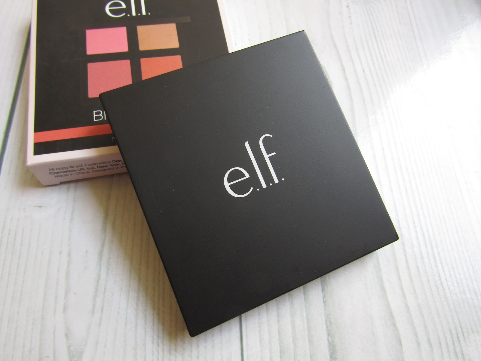 Makeup and beauty !!!: REVIEW & SWATCHES ELF POWDER BLUSH PALETTE (LIGHT).