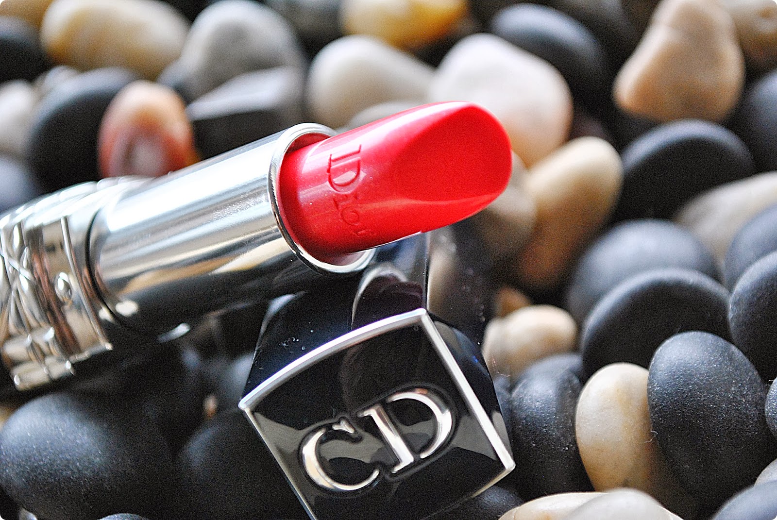 PIĘKNIE JEST ŻYĆ: ROUGE DIOR - 757 SOUVERAINE