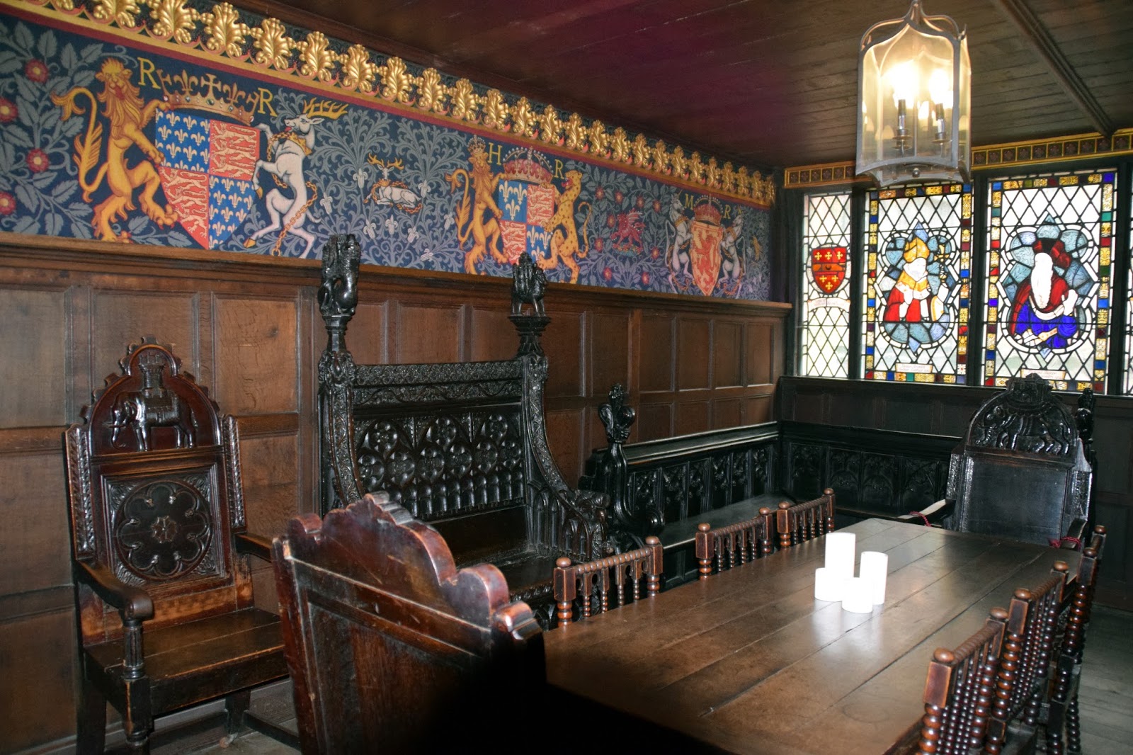 Enjoy your time with beautiful places: St. Mary's Guildhall in Coventry