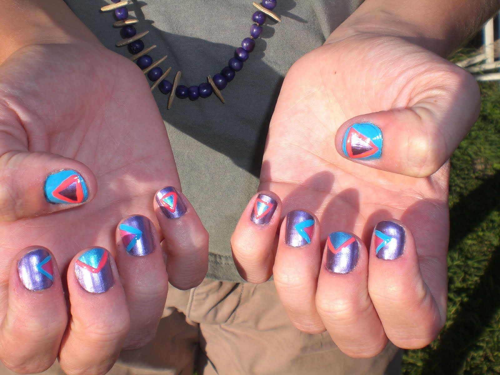 Oh Me! Oh My!: Mk's Geometric 80s Nails
