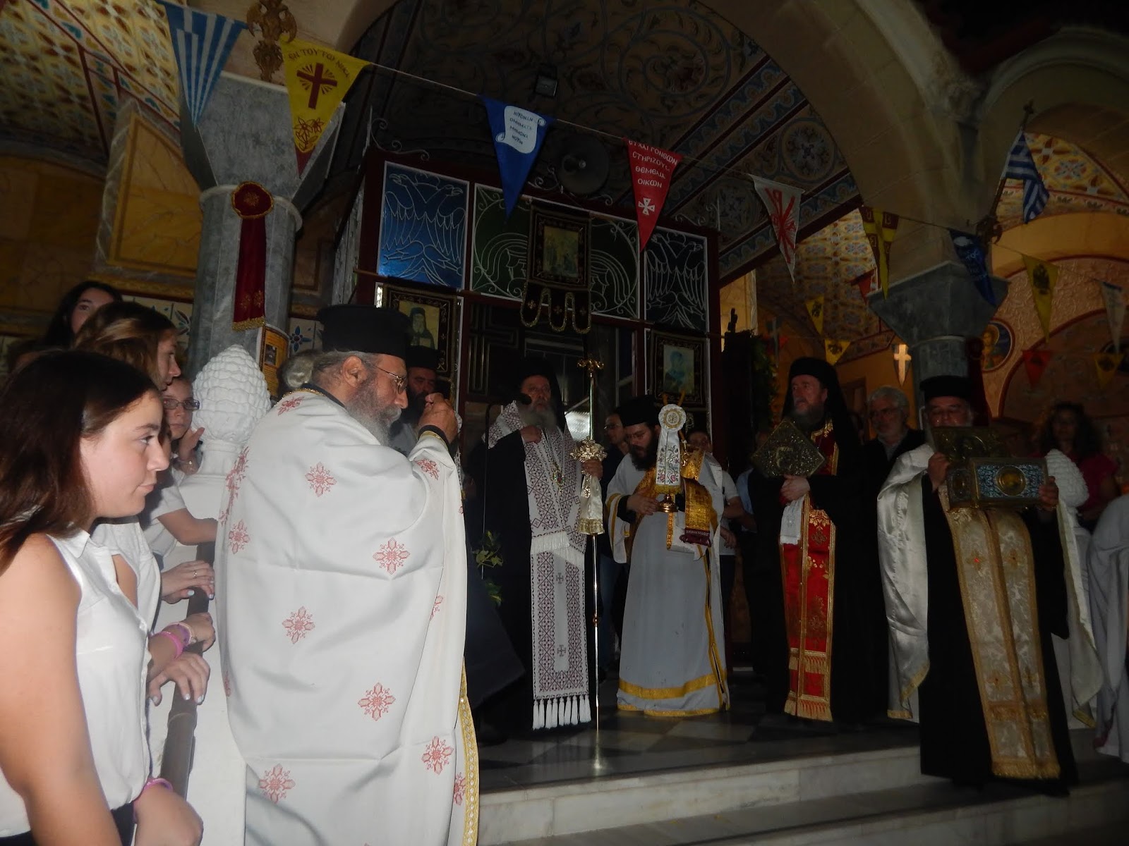 Αναστάσιος: Η ΕΟΡΤΗ ΤΗΣ ΑΝΑΚΟΜΙΔΗΣ ΤΩΝ ΙΕΡΩΝ ΛΕΙΨΑΝΩΝ ΤΟΥ ΑΓΙΟΥ ...