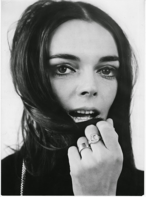 Destination Nightmare: It's Barbara Steele Birthday!