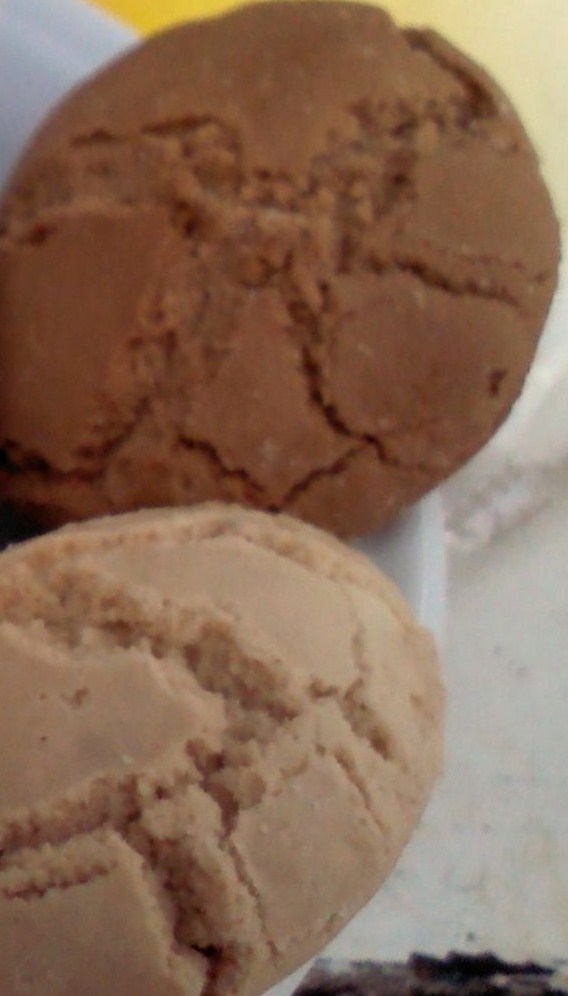 Bagiak Banyuwangi dan Bagea Manado