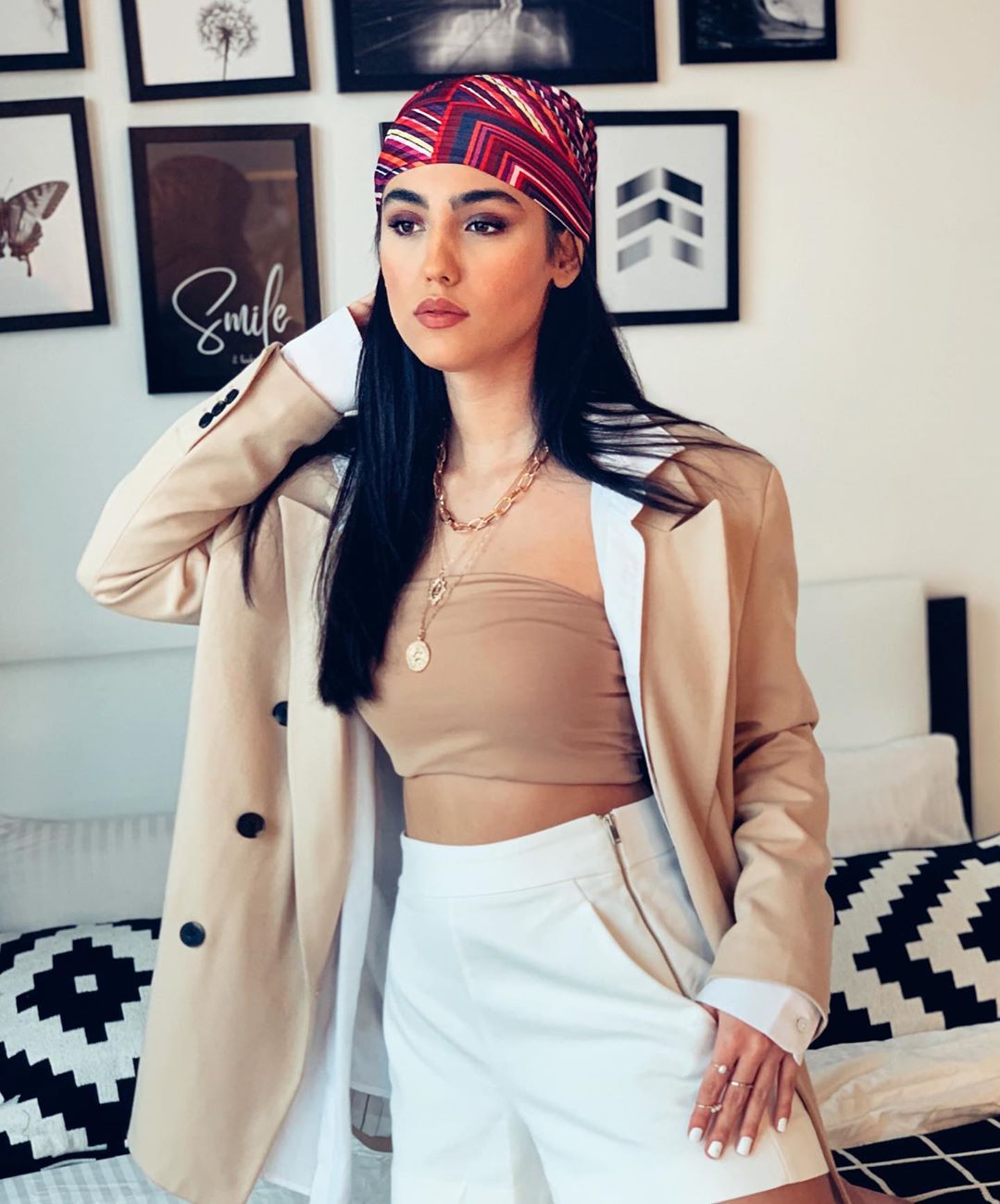 Ramina Torabi Hot photos in new three Style and make up