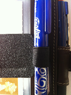 My Life All in One Place: Adding a pen loop to your Filofax